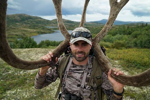 Remi Warren Celebrates 'Live Wild' Hunting Podcast With Gear Giveaway ...