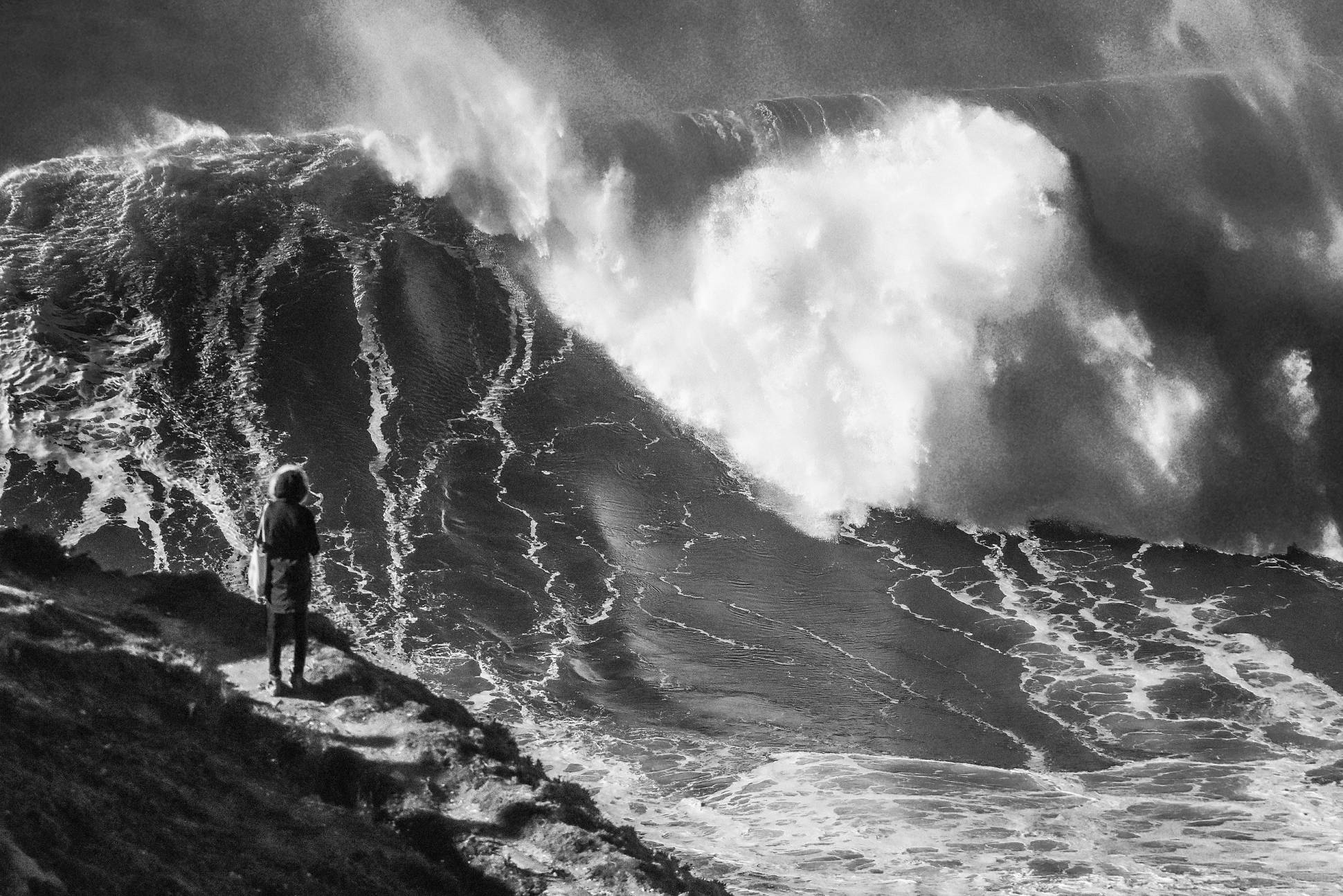 Biggest Wave Ever Surfed? Watch Mason Barnes Shred Legendary Swell ...