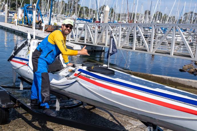 Rescued Last Year, Adventure Kayaker Tries California-to-Hawaii Paddle ...