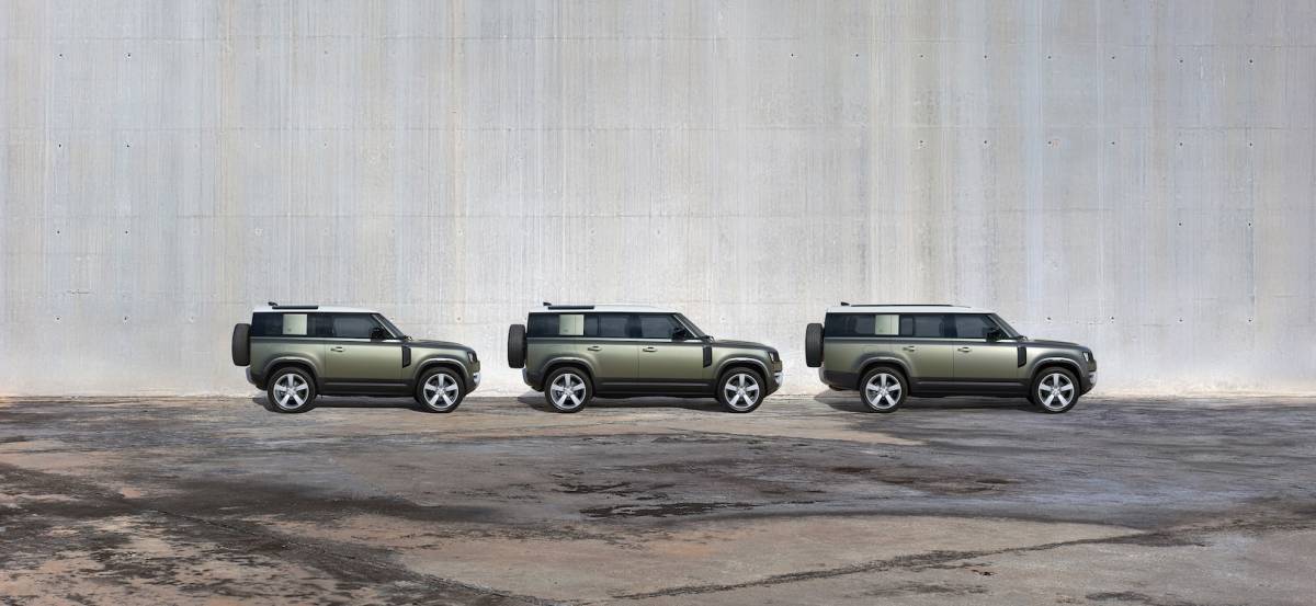 Defender 130: Land Rover's Off-Road Machine Gets a Third Row | GearJunkie