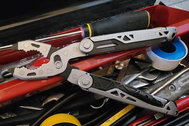 Dual Force Multitool Review: Gerber Goes for the Jaws