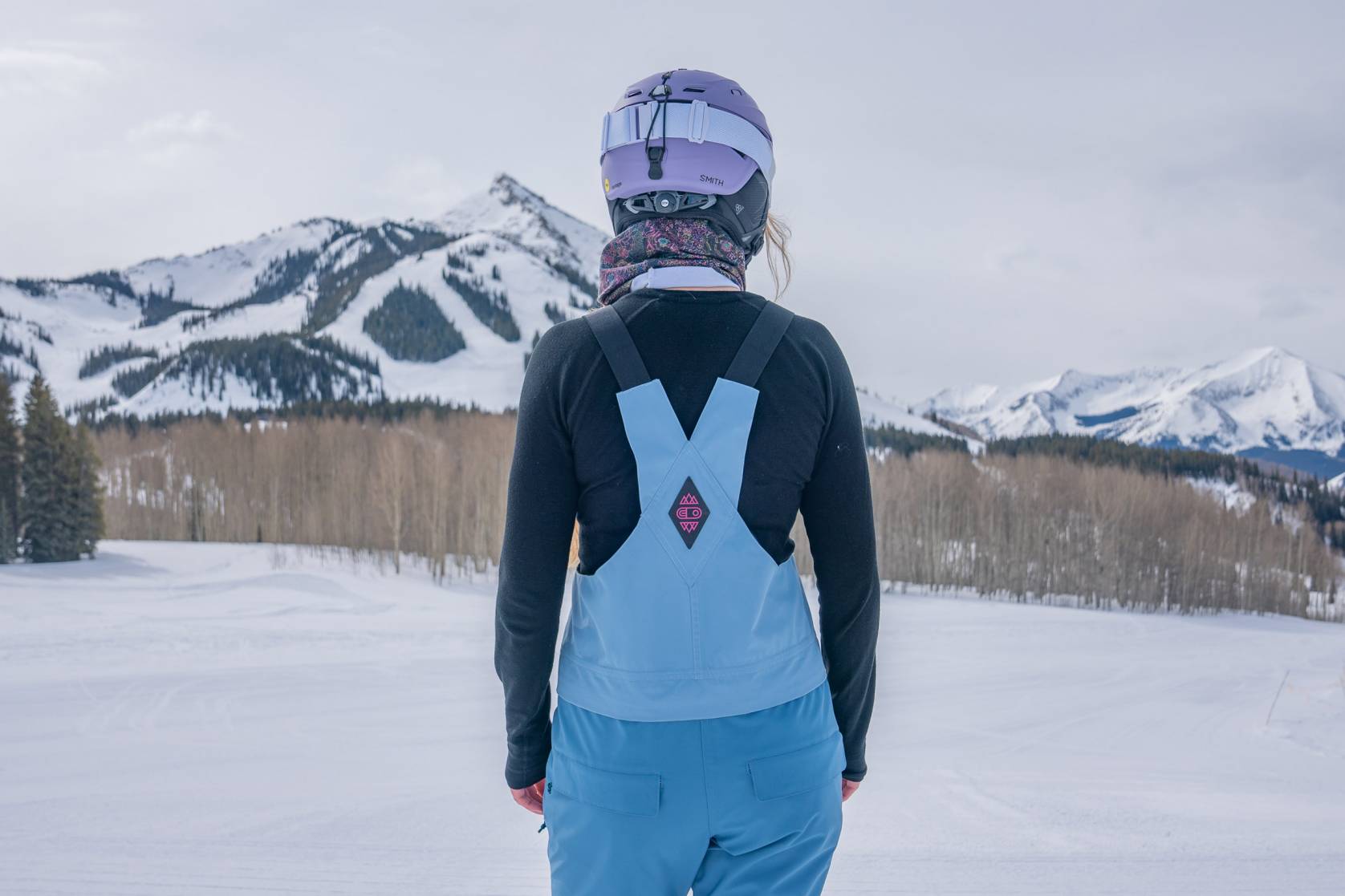 Airblaster Women’s Sassy Hot Bib Review: Warm and Comfortable, Lap ...