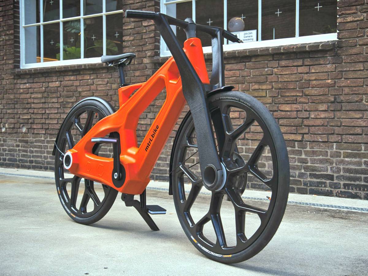 Re-Cycled: This Bike Is 100% Recycled Plastic | GearJunkie