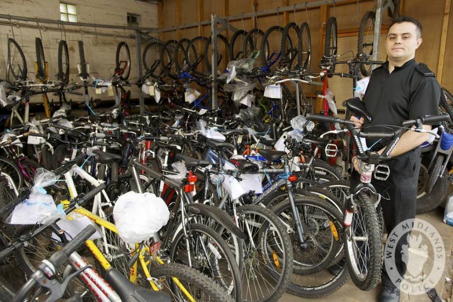 World's Largest Bike Registry Fights Theft: This Is Garage 529 | GearJunkie