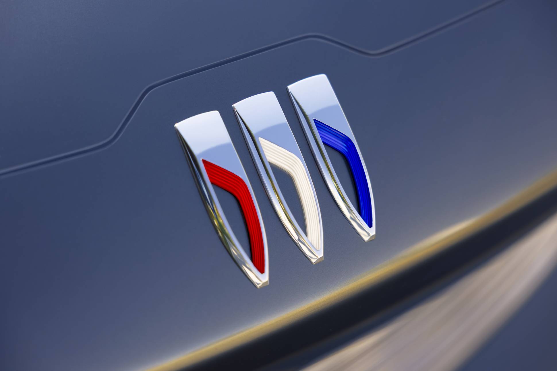 An Electrified Future for Buick Starts With the Wildcat EV Concept ...