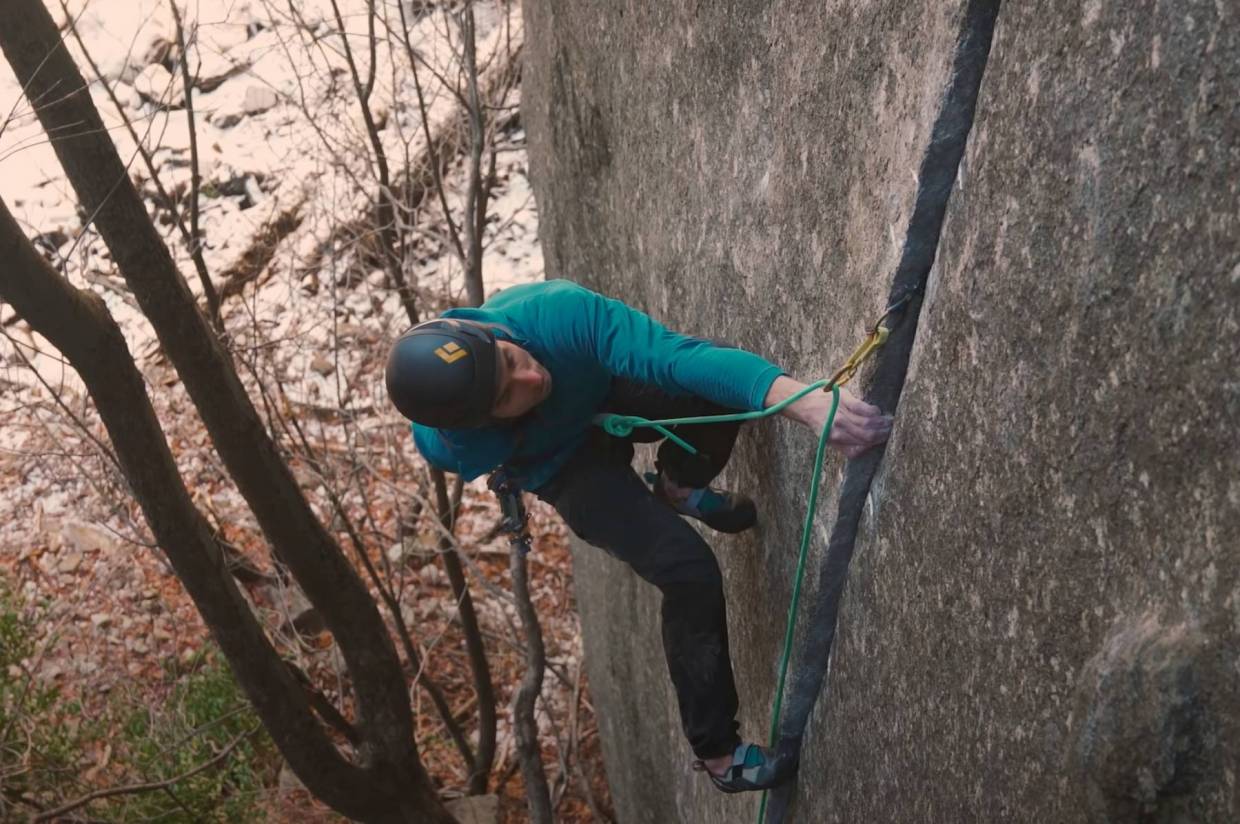 Carlo Traversi Performs Vertical Ballet on Legendary 5.14 ‘Magic Line ...