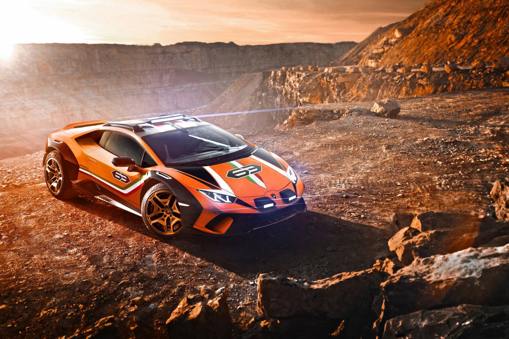 Lambo vs. Mountain Bike: Odd Couple Makes for Fun Off-Road Supercar Teaser