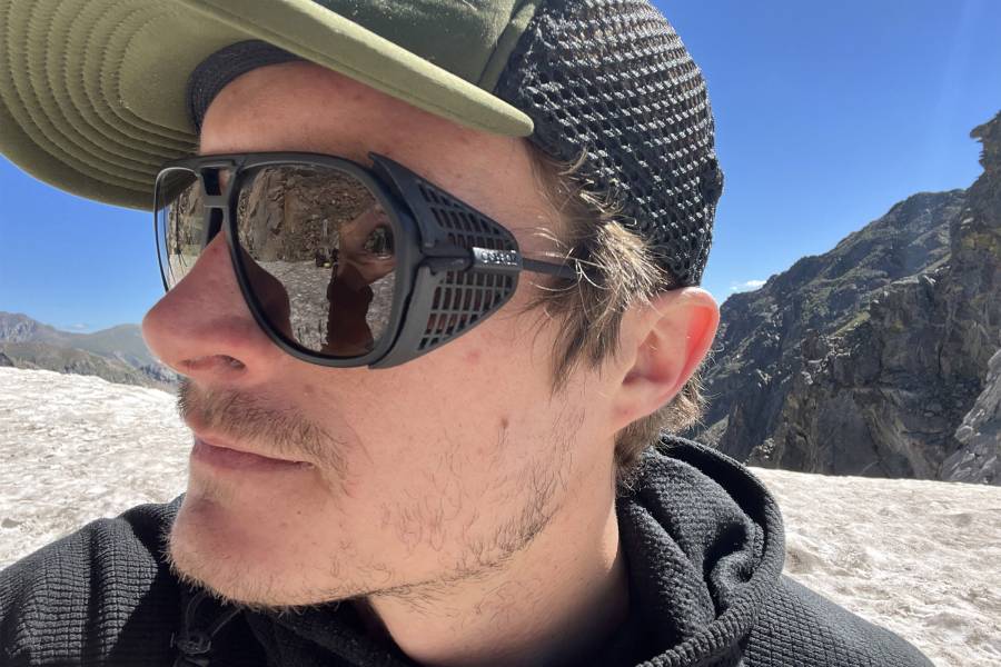 100% NORVIK Glacier Goggle Review: HiPER Lenses, Tiny Side Shields, and ...