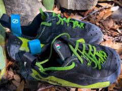 Defender 130: Land Rover’s Off-Road Machine Gets a Third Row | GearJunkie