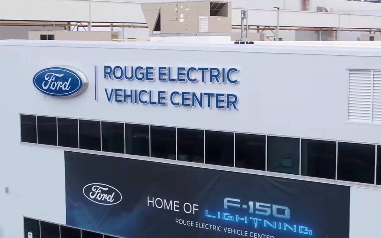 Ford Lines Up Largest Solar Energy Deal in US History | GearJunkie