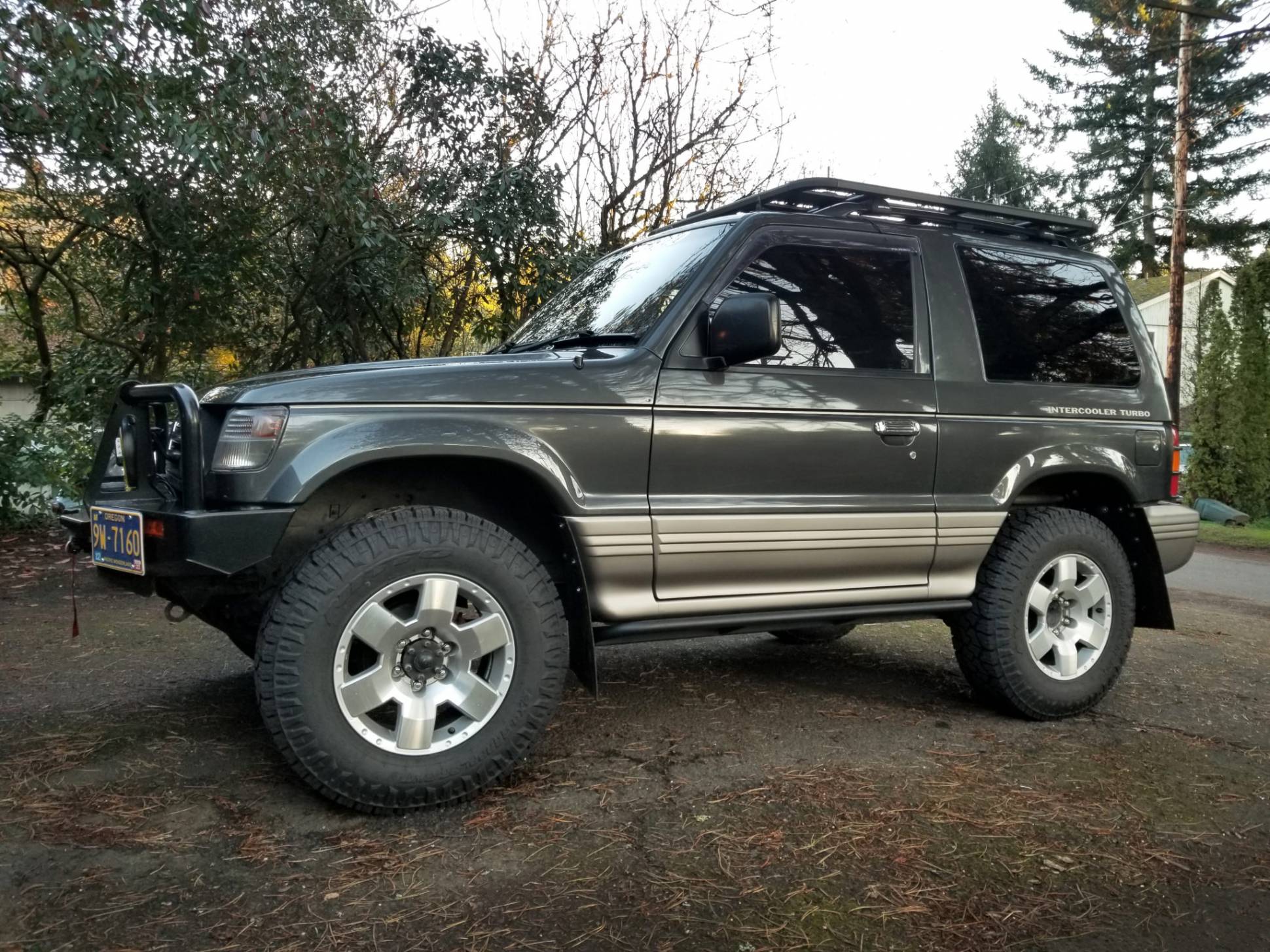Rock Sliders vs. Running Boards: A Guide for Off-Road Adventure ...