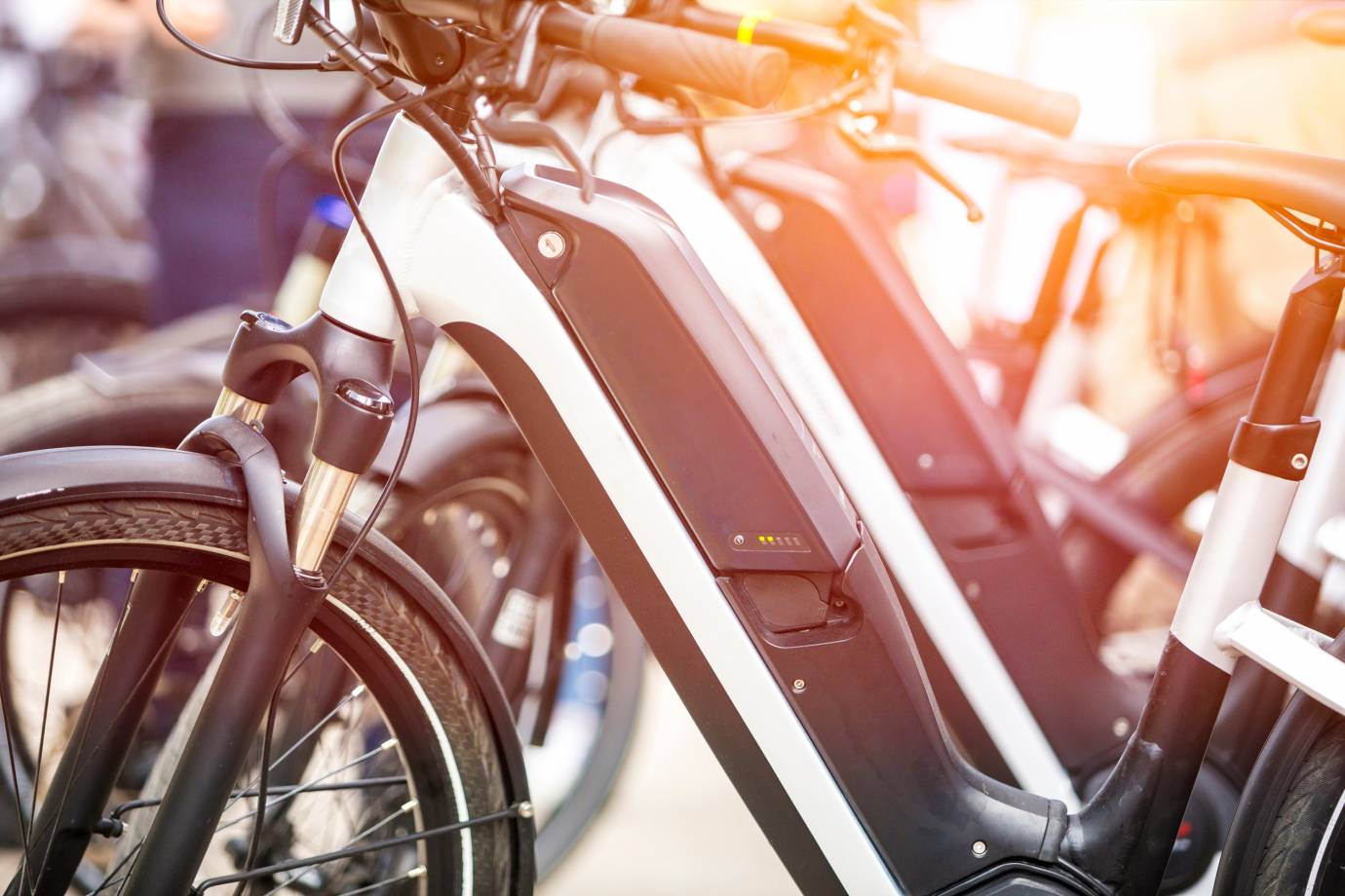 E-Bike Battery Explosion Kills 2 in New York Apartment Blaze | GearJunkie