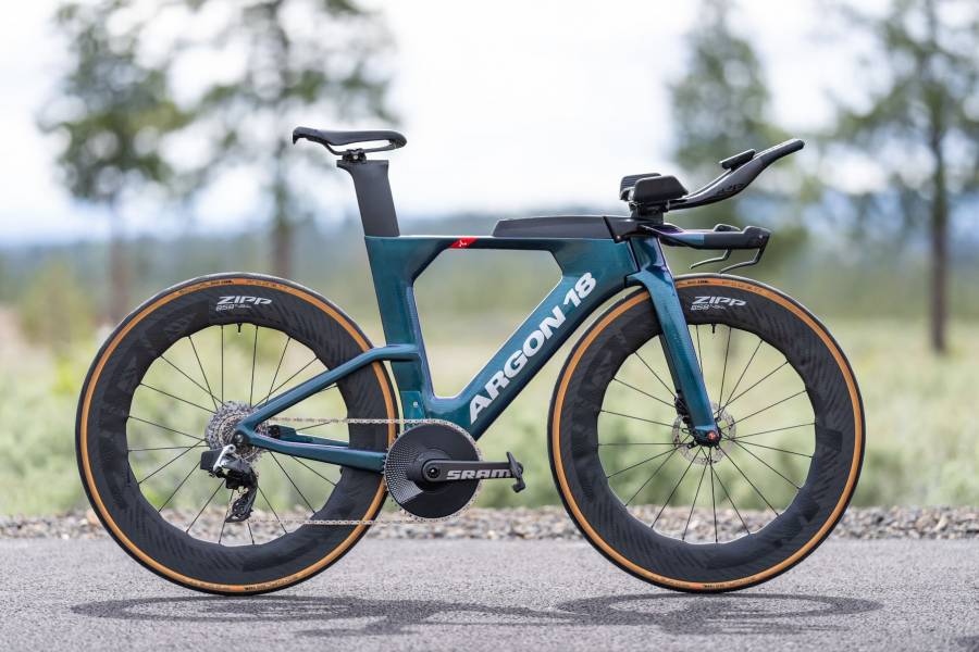 Zipp Deep Section Wheels Roll Out for Triathletes, Time Trialists ...