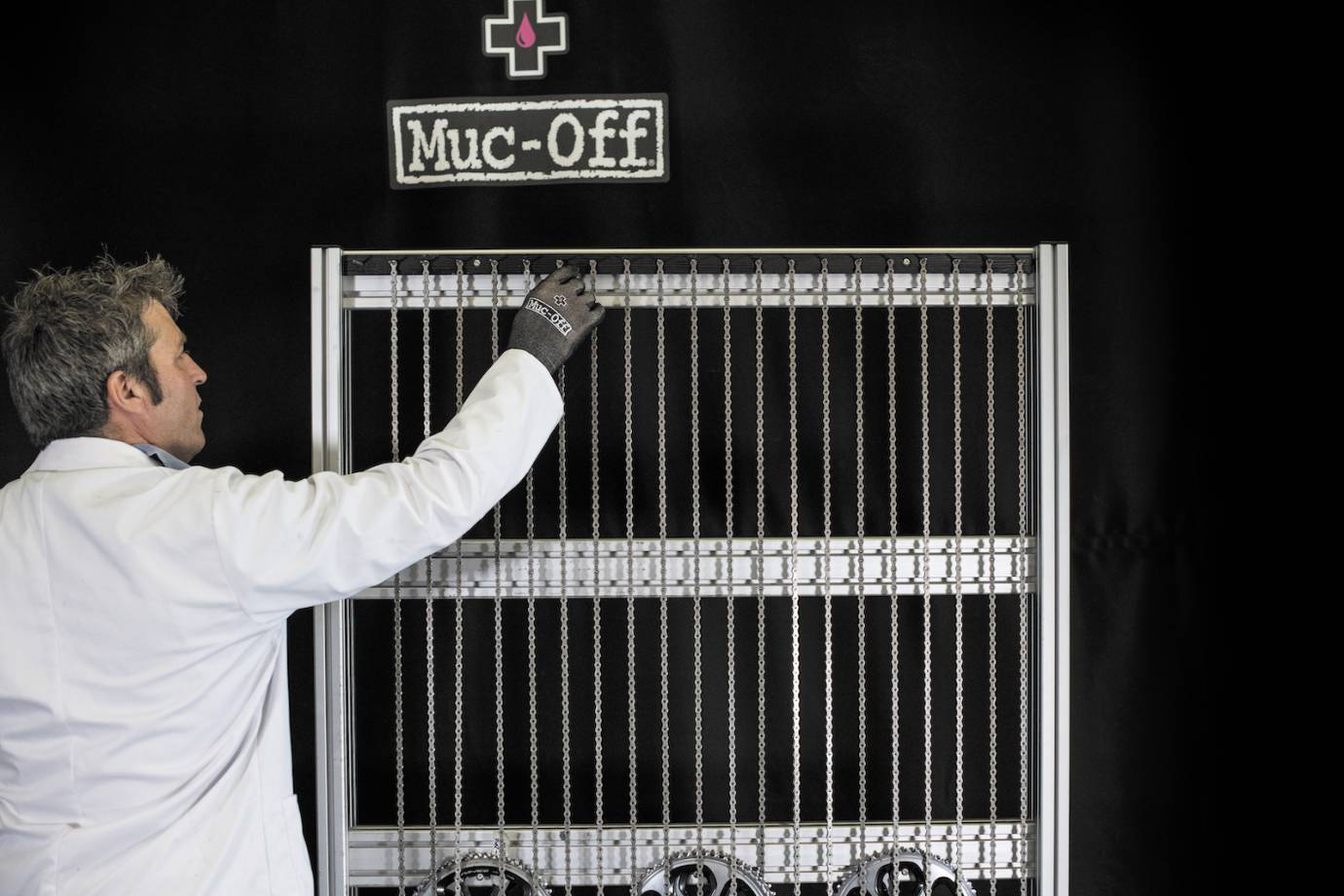 $6,000 Bike Chain? Why Muc-Off's Special Treatment Is Key to the Hour ...
