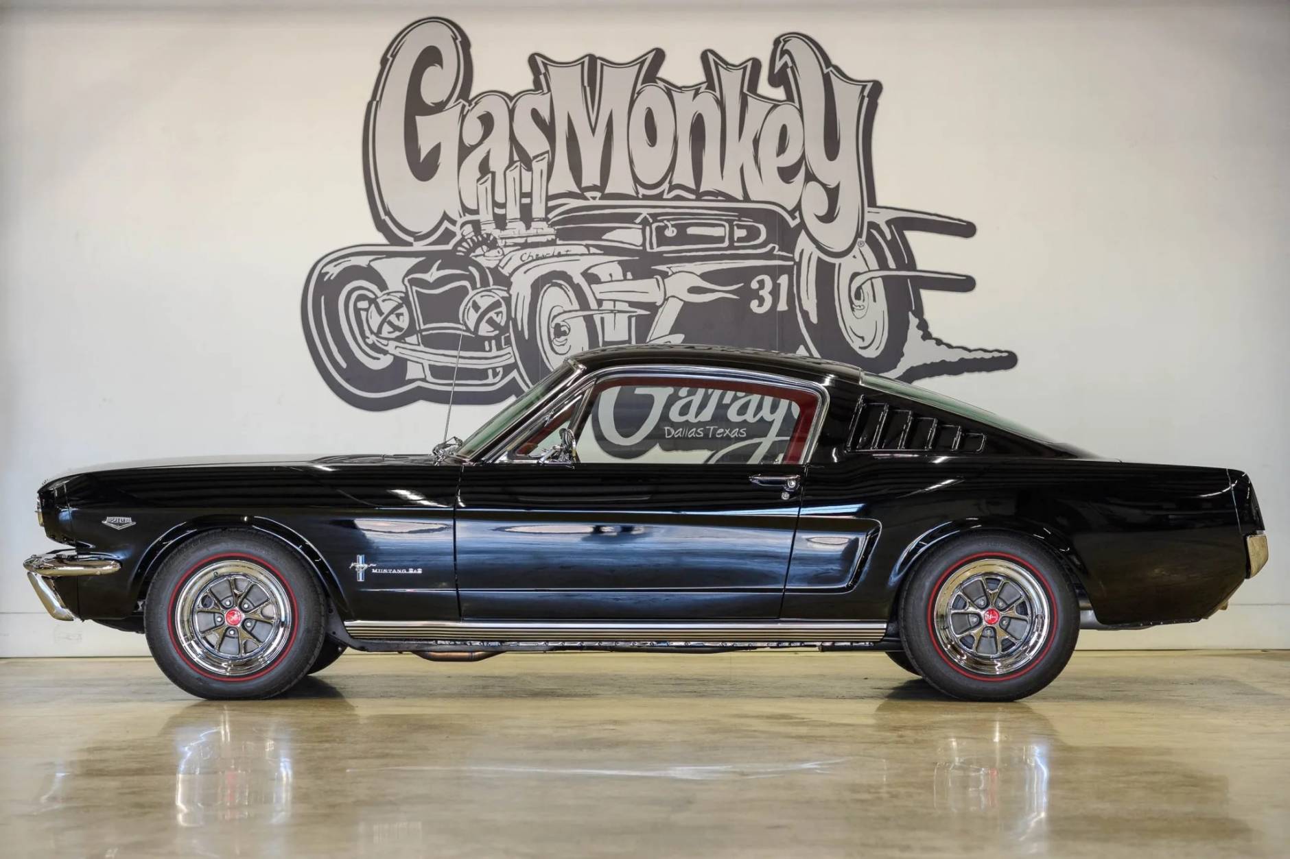 Gas Monkey Garage's Richard Rawlings Selling 25-Plus Cars in 'Bring a ...