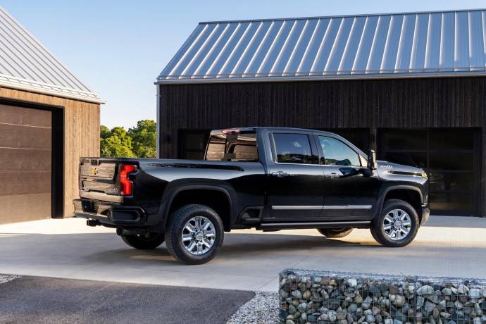 2024 Chevrolet Silverado HD Gets More Brawn, Luxury, and Off-Road ...