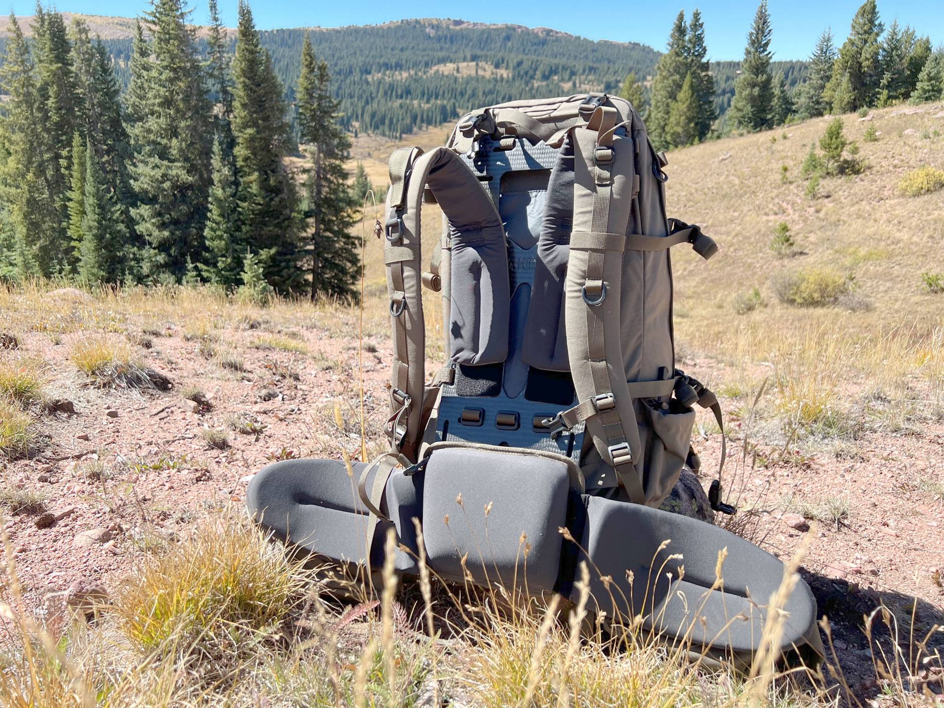 AKEK Alpha 3200 Hunting Pack Review: A Place for Every Tool – Online ...