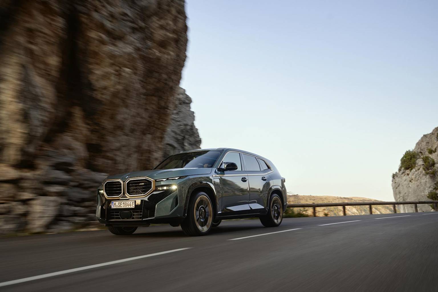 BMW Celebrates M’s 50th Birthday With Debut of Electrified XM SUV ...