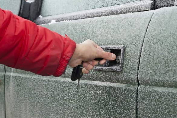 How to Open a Frozen Car Door Without Breaking Something | GearJunkie