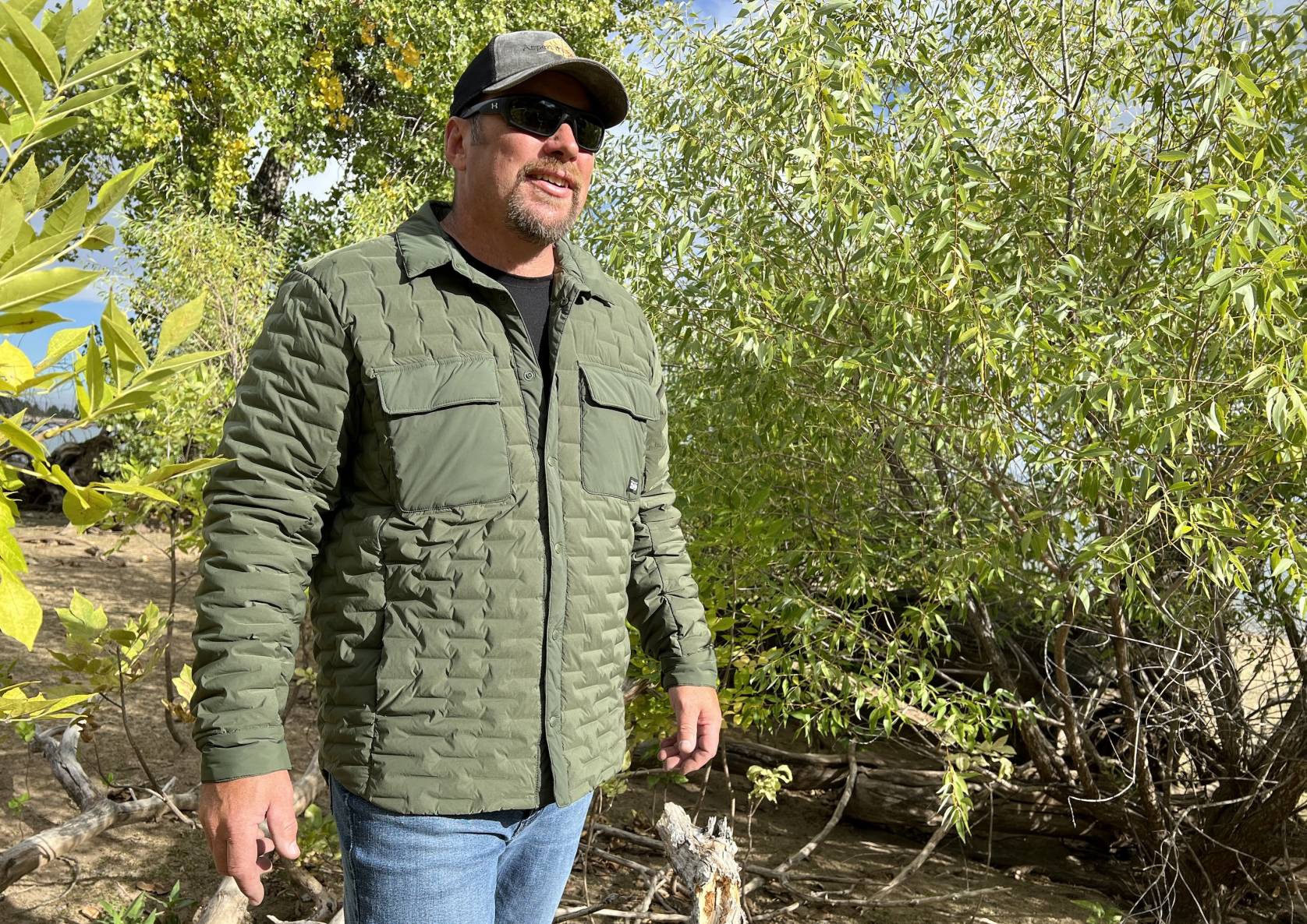 Mountain Hardwear StretchDown Light Shacket Review: The Shacket Trend ...