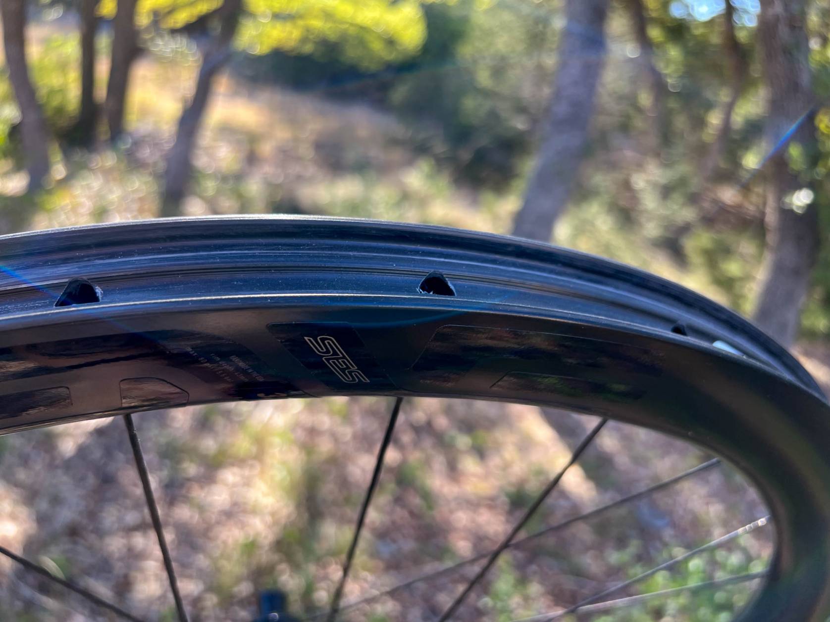 Hookless Wheels, Rims, and Tires: How They Work and Their Benefits ...