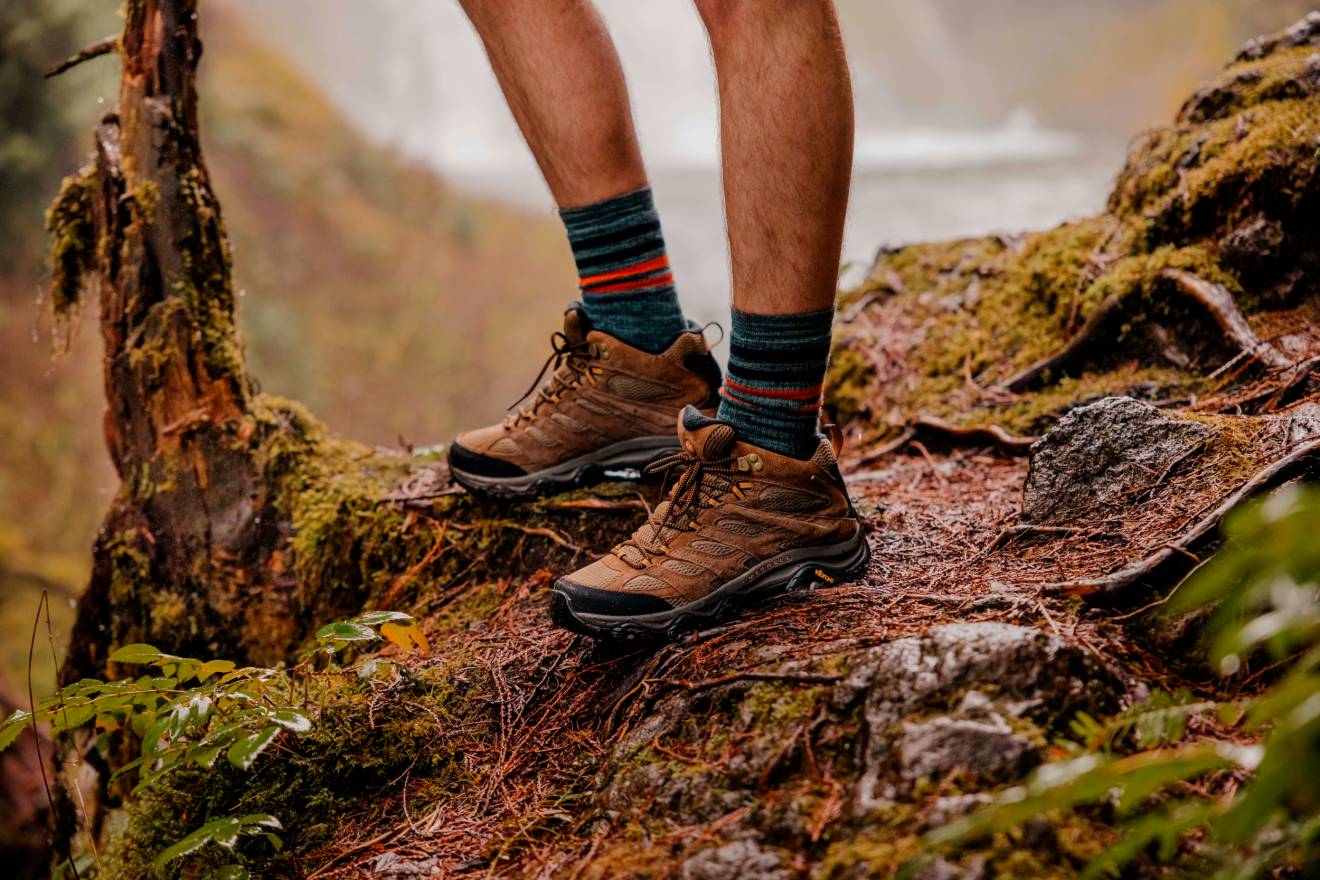 Merrell Updates Its Flagship Moab Boot With New Materials, Keeps the ...