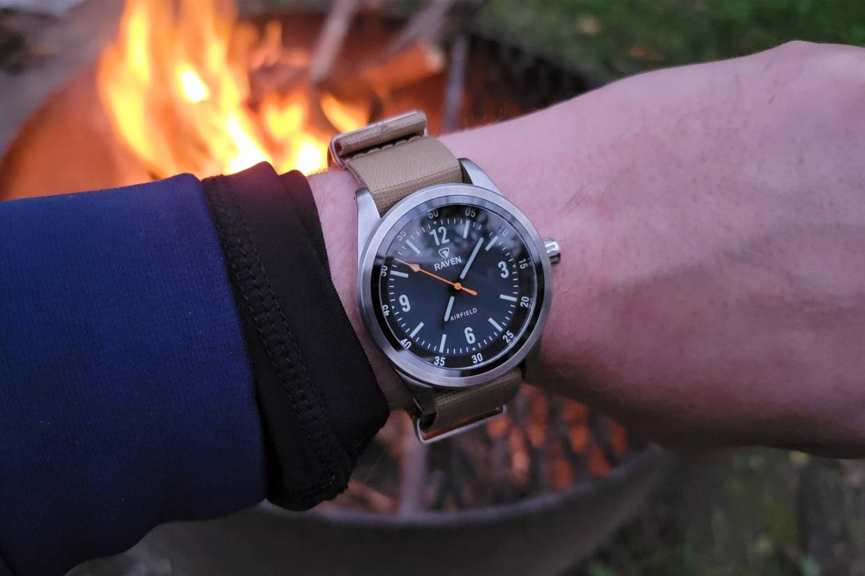 Raven Airfield Watch Review: A Soaring Success in Style, Utility ...
