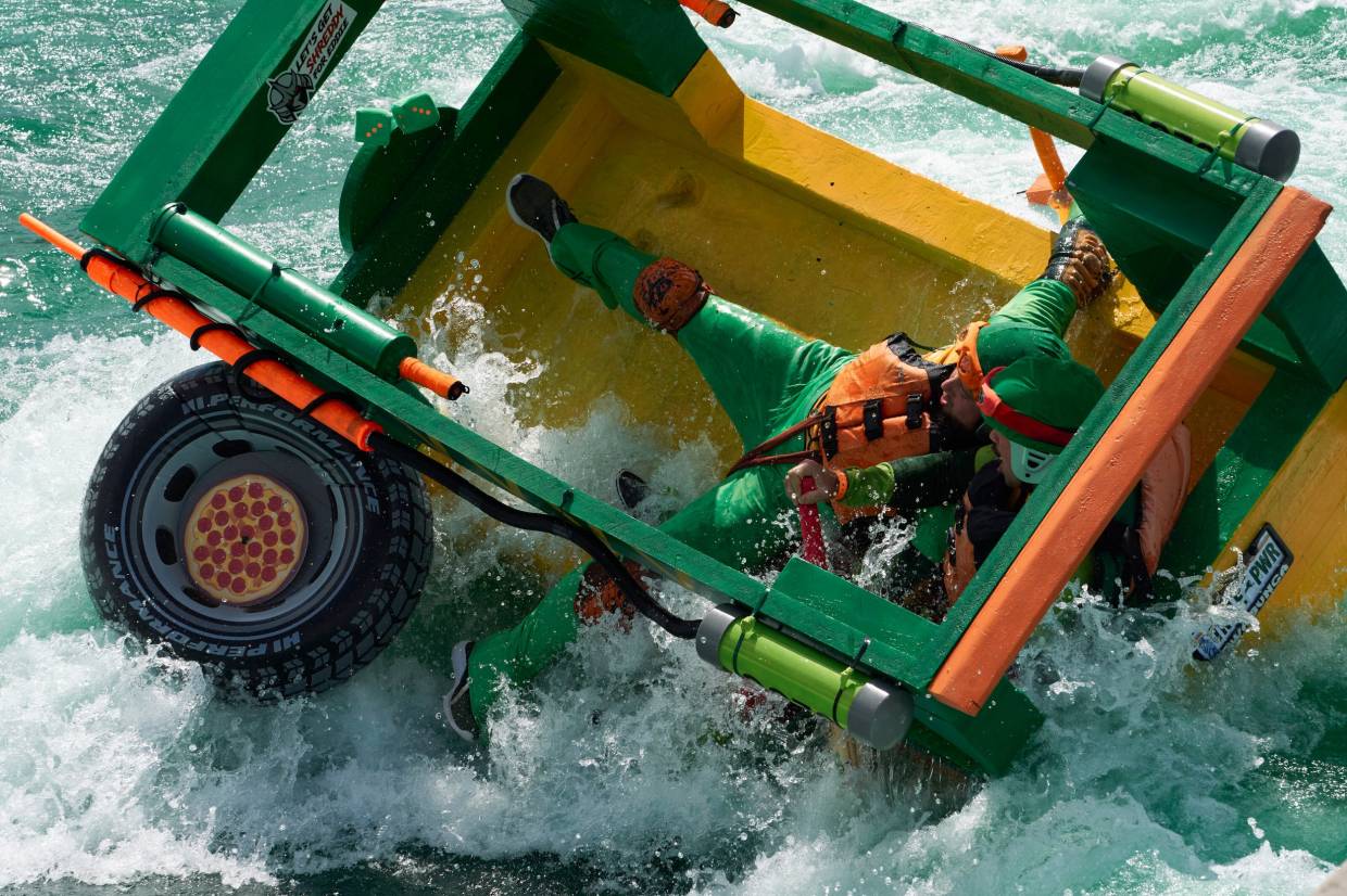 'Rafting Robots' Reign Victorious at First US-Held Red Bull Rapids ...