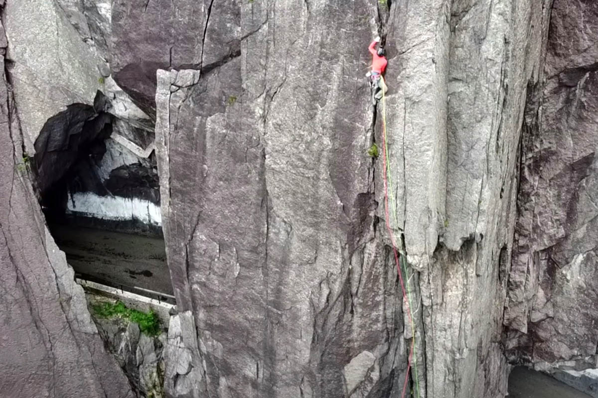 Parkour Pro Gets First Ascent — With Help From Wide Boyz | GearJunkie