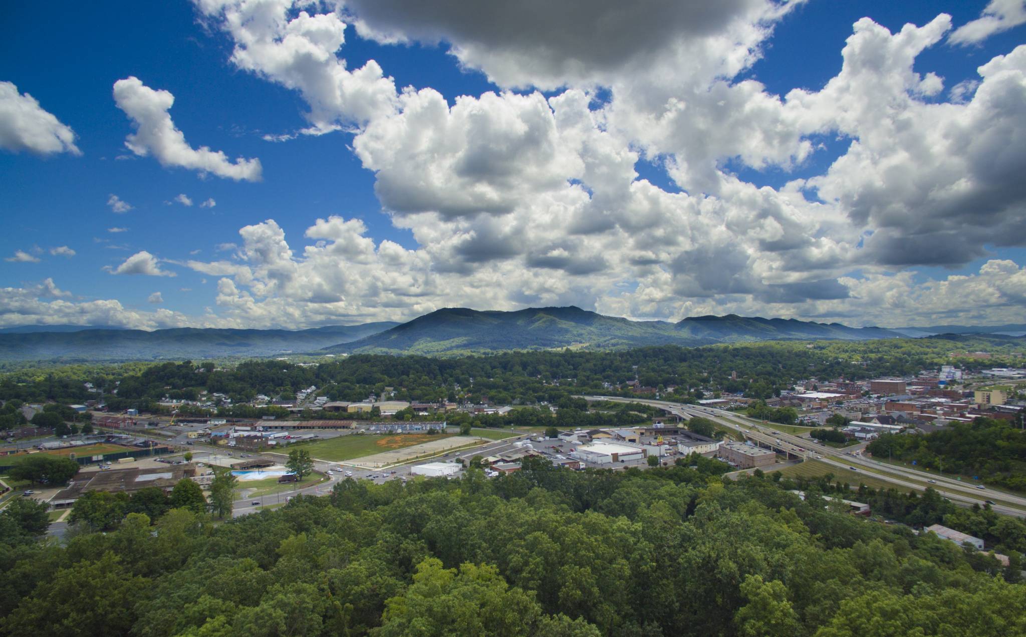World-Class Mountain Biking: Don’t Sleep on Tennessee's Tannery Knobs ...