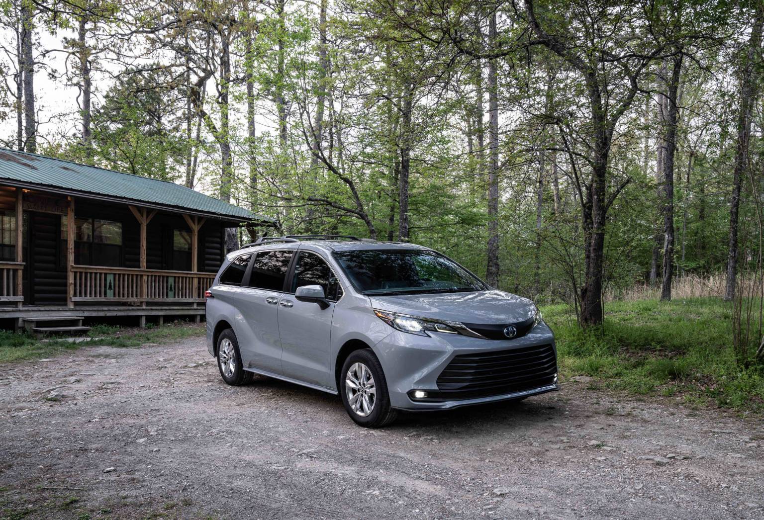 Mini Van Life: 5 Best Family-Haulers for Life on the Road