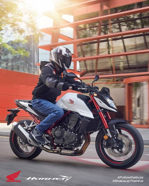 Striking Naked Streetfighter: 2023 Honda CB750 Hornet Unveiled at Intermot | GearJunkie