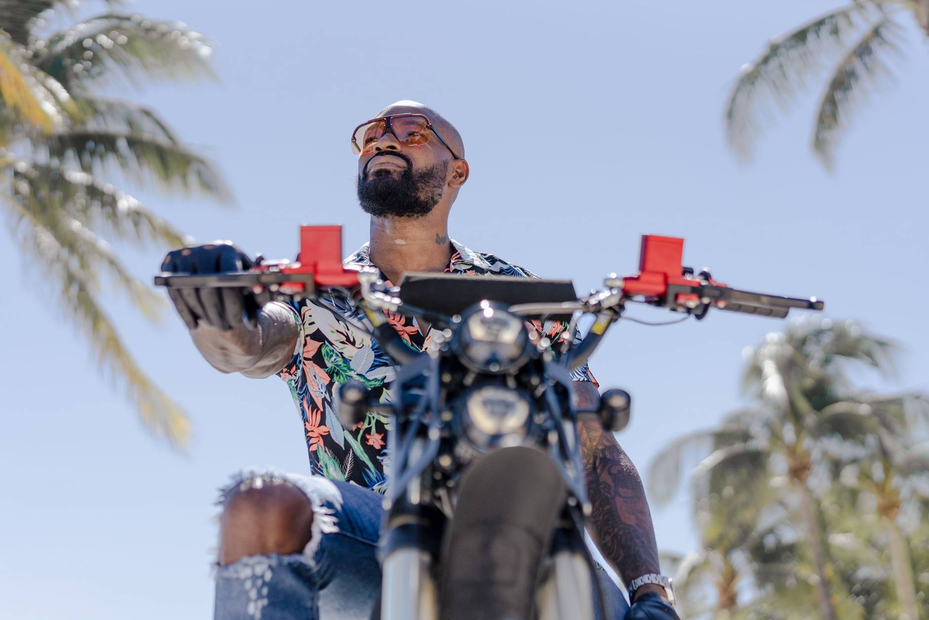Voodoo 305 Ghost: Model Tyson Beckford Explains His E-Bike/Moto Hybrid ...