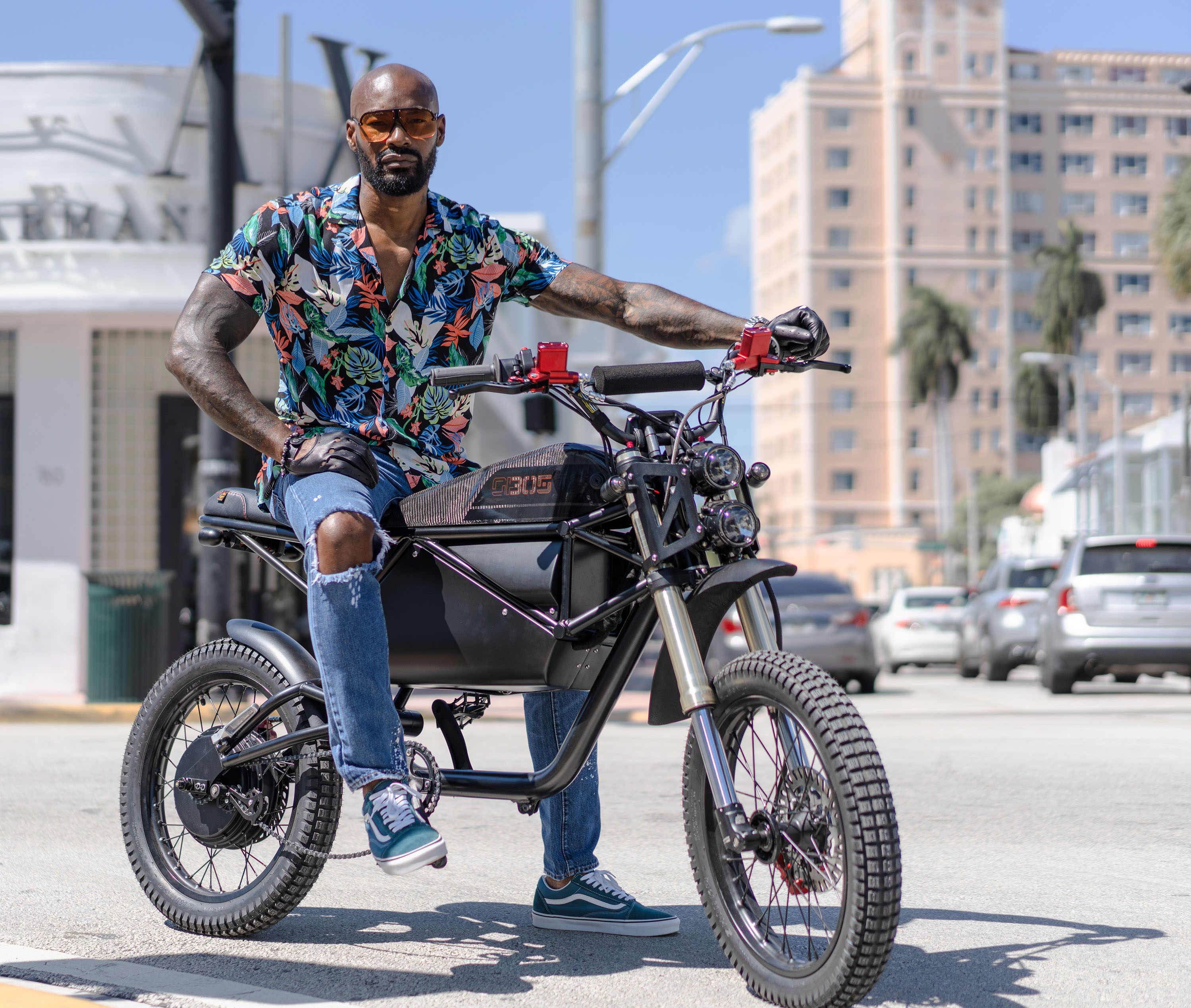 Voodoo 305 Ghost: Model Tyson Beckford Explains His E-Bike/Moto Hybrid ...