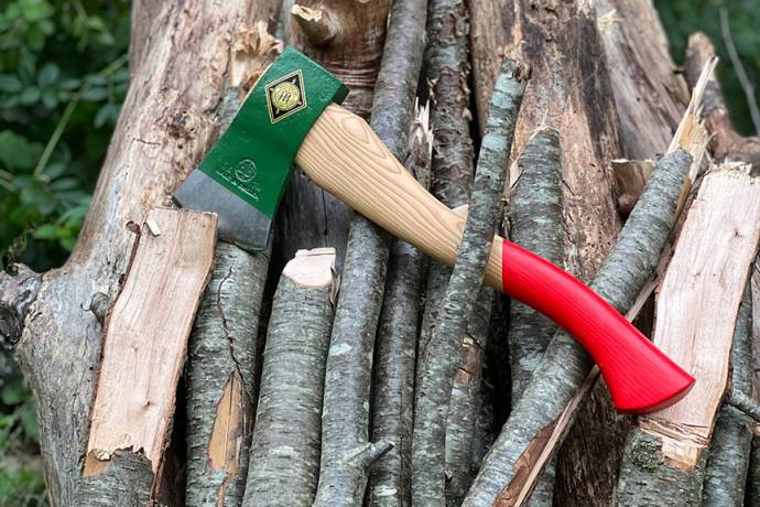 Hults Bruk 325-Year Anniversary Axe Review: A Collectible Designed for ...