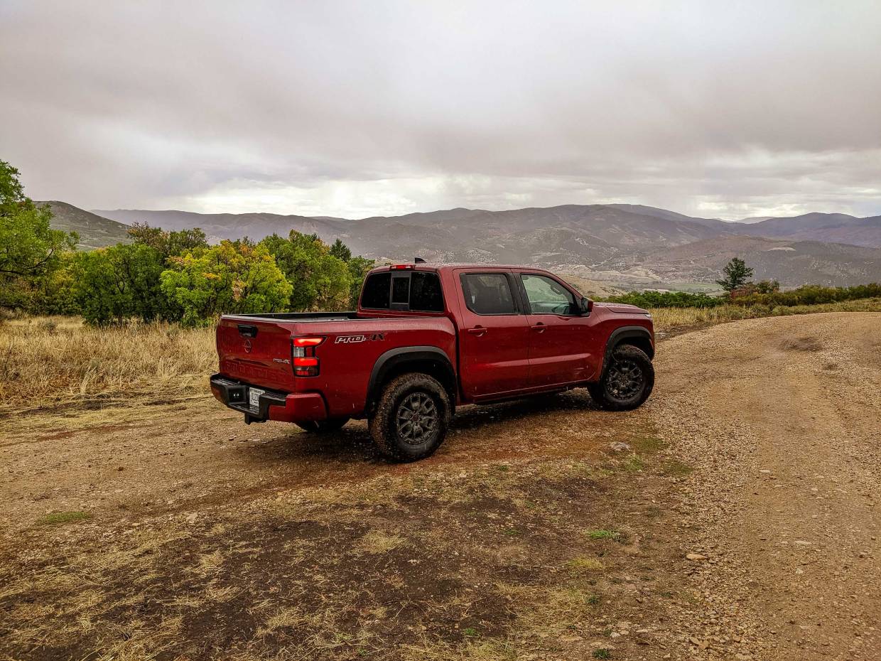Nissan Frontier Pro-4X Truck Review: Flaws Found, Package Appreciated ...
