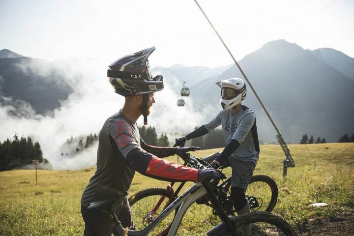 Fox Racing Proframe RS Helmet: Advanced Protection, Slick Features ...