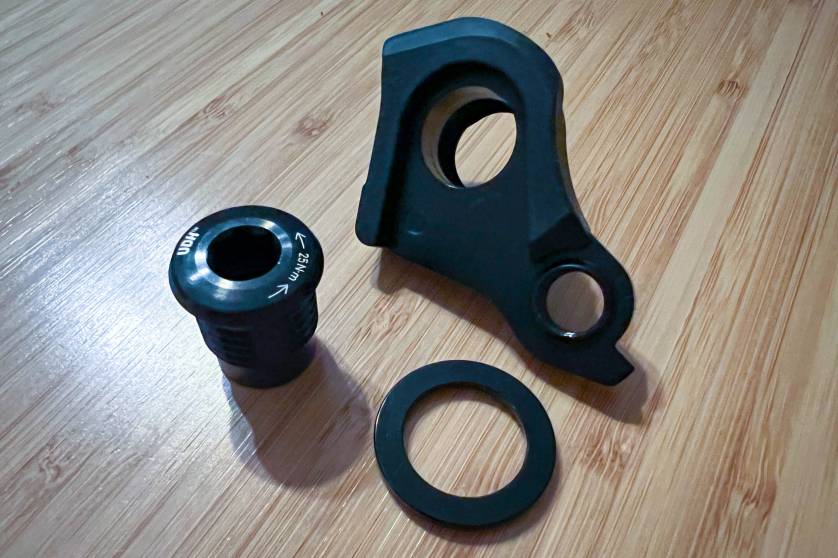 Explained: The Universal Derailleur Hanger