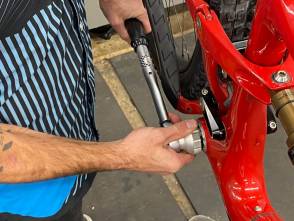 Bottom Bracket Basics: Cyclists' Guide to Standards | GearJunkie