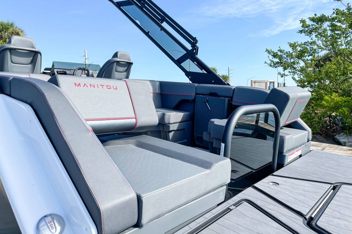 2023 Manitou Explore Review: Sleek Luxury Pontoon Ready to Make Waves ...