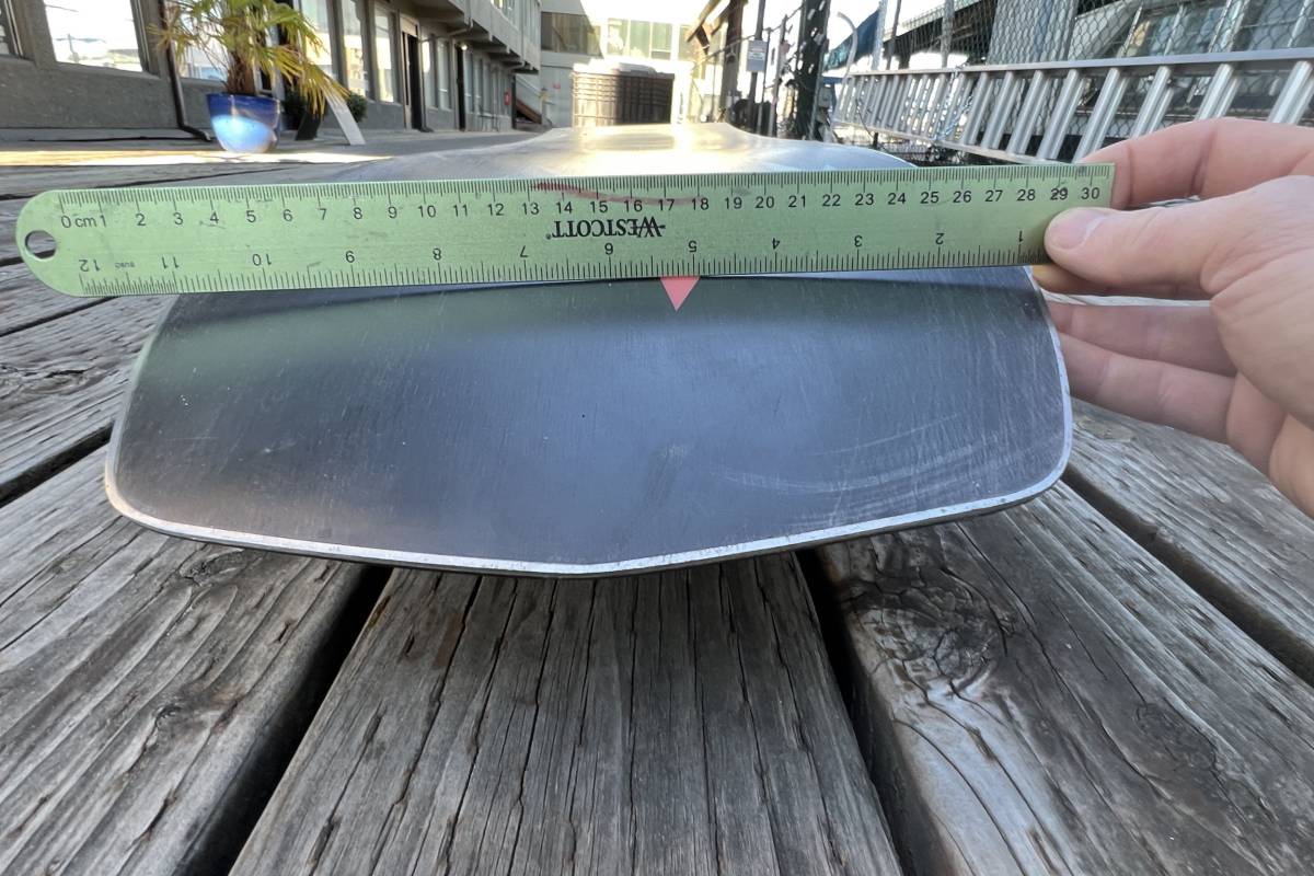 Jones Mind Expander Twin Review: Friendly Freestyle Snowboard With ...