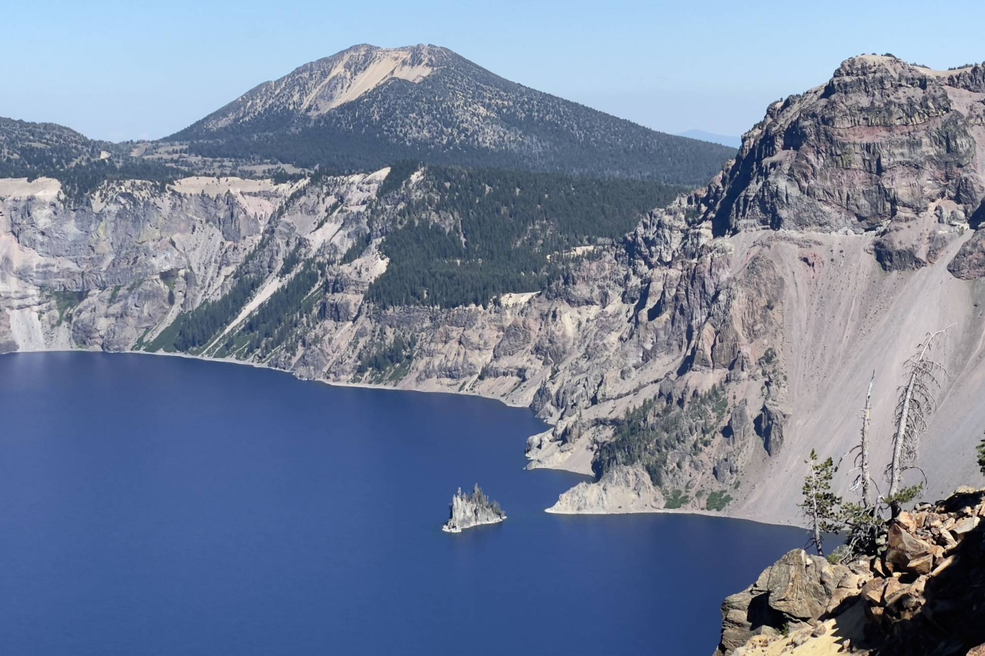 Visiting the Deepest Lake in America: A Guide to Crater Lake National ...