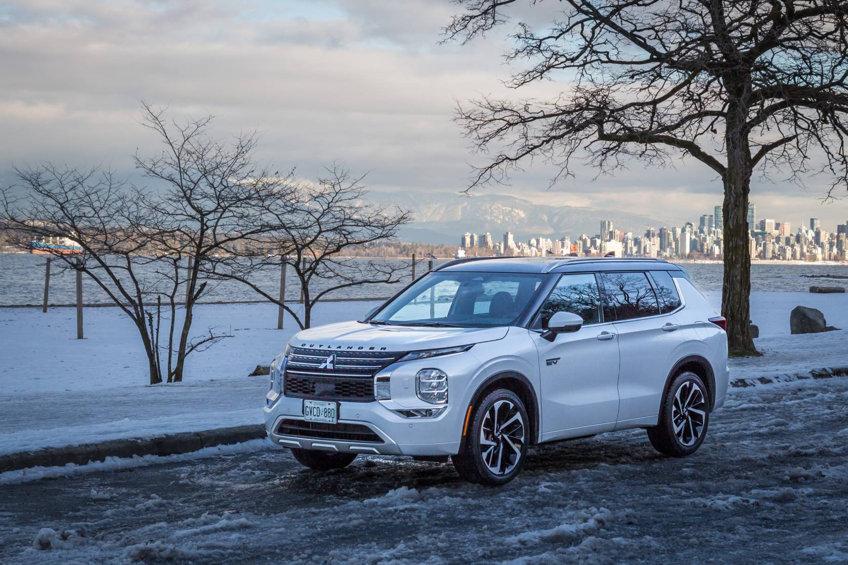 2023 Mitsubishi Outlander PHEV Review: Great 3-Row Crossover That ...