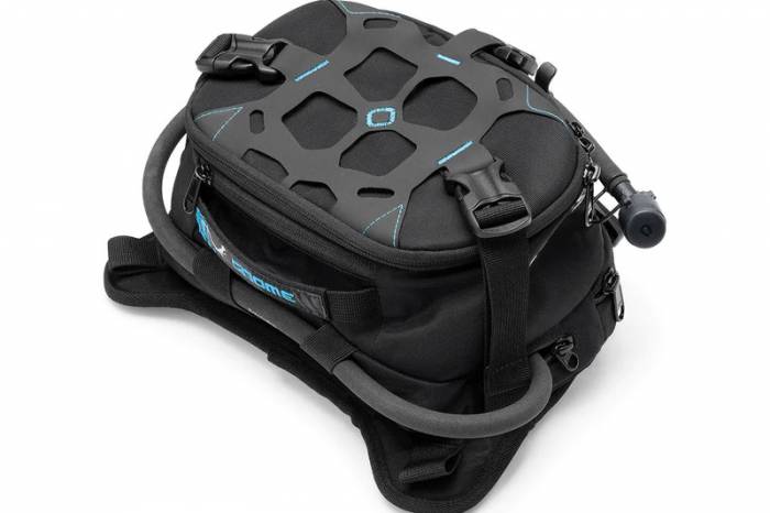 Mosko Moto Gnome Review: Full-Featured Tiny Tank Bag | GearJunkie
