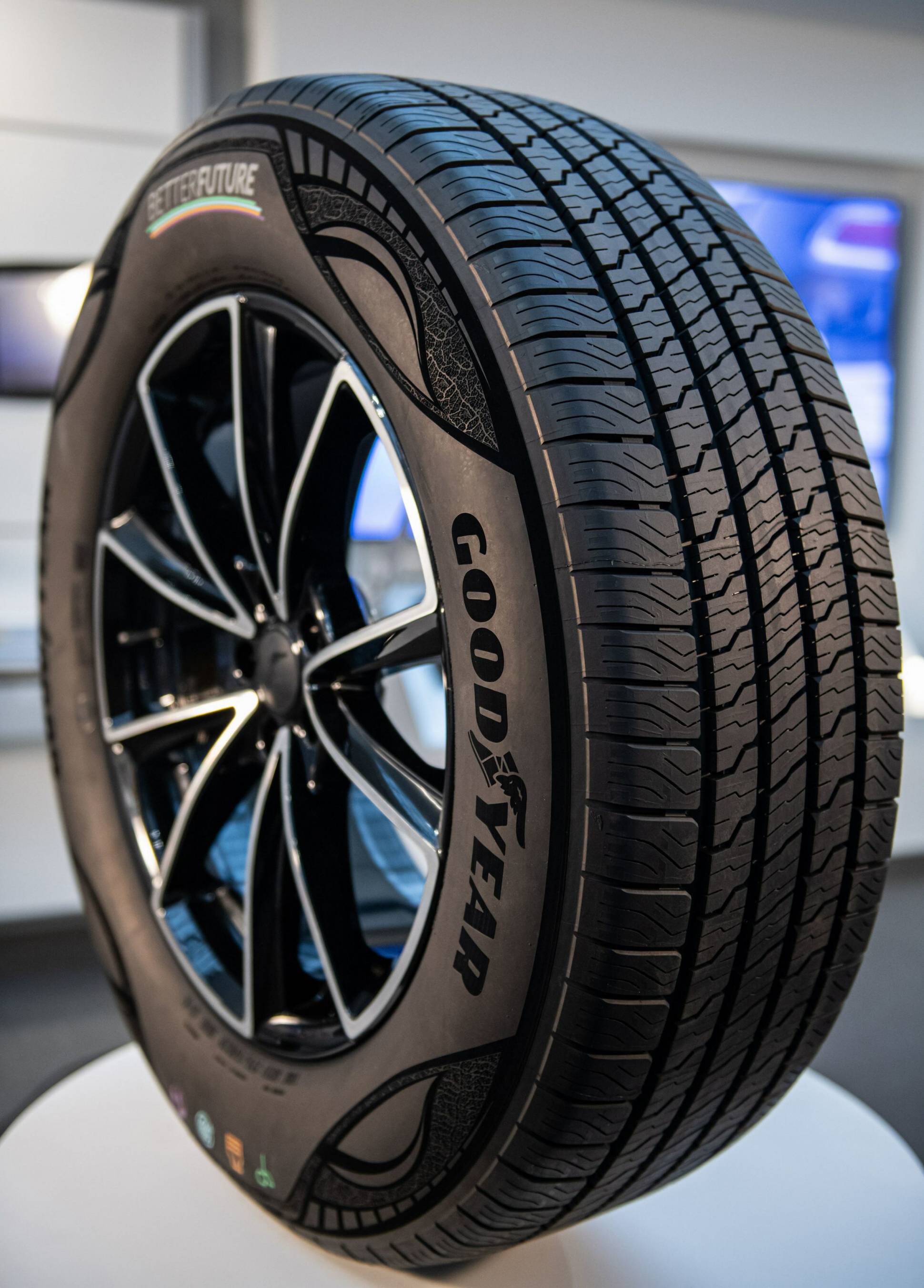 Goodyear Sustainable Tires: Plants and Recycled Materials Displace ...