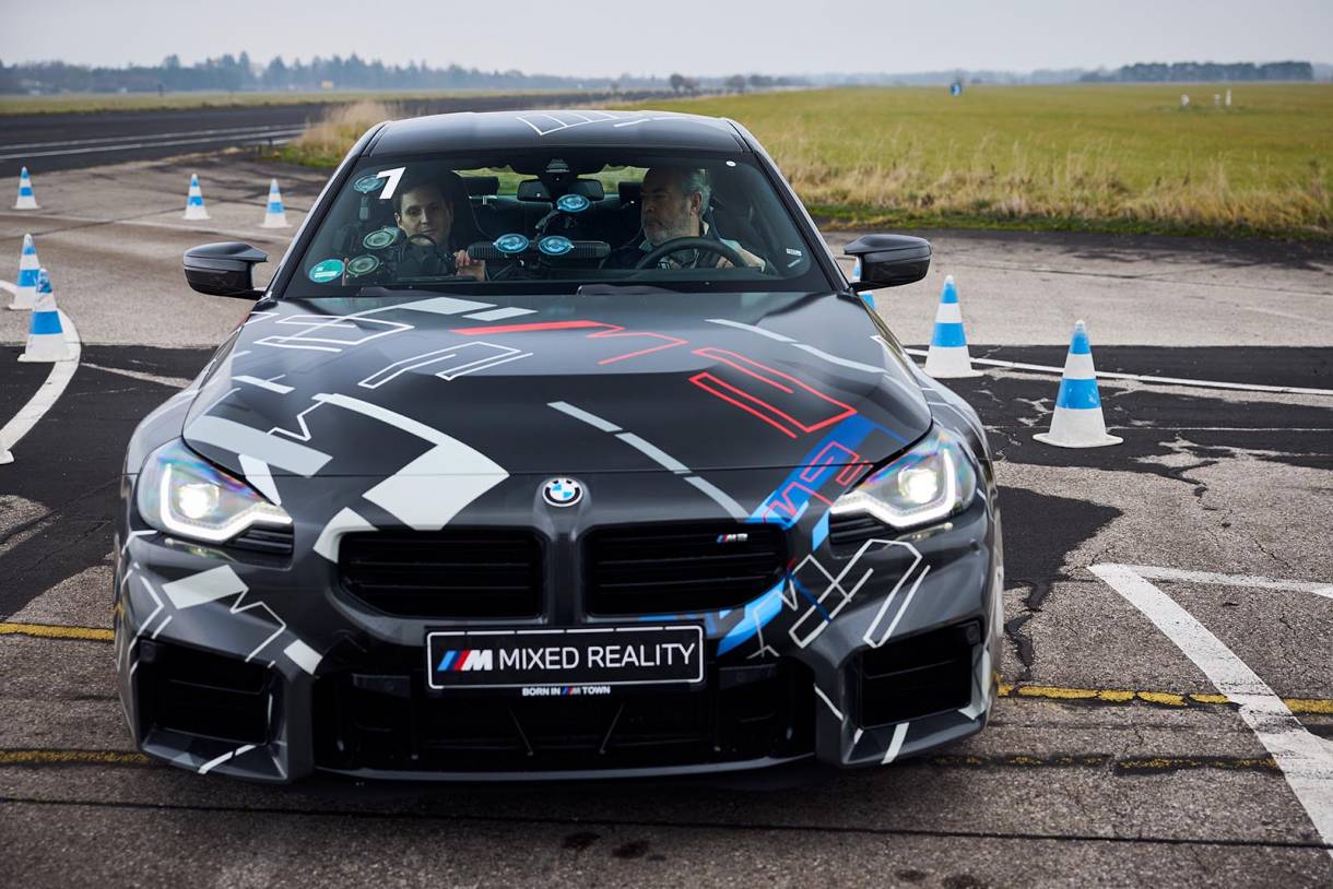 We Drove a Car While Wearing a VR Headset: Meet the BMW M Mixed Reality ...