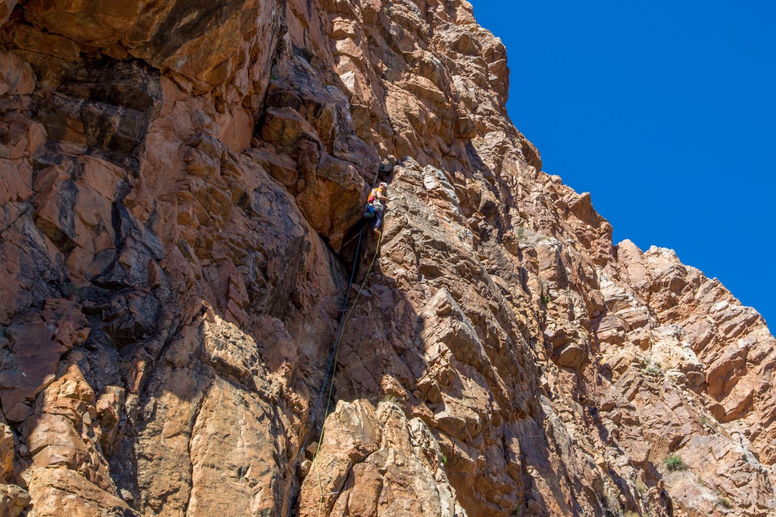 One of a Kind: Jesse Dufton is Trad Climbing's Only Blind First ...