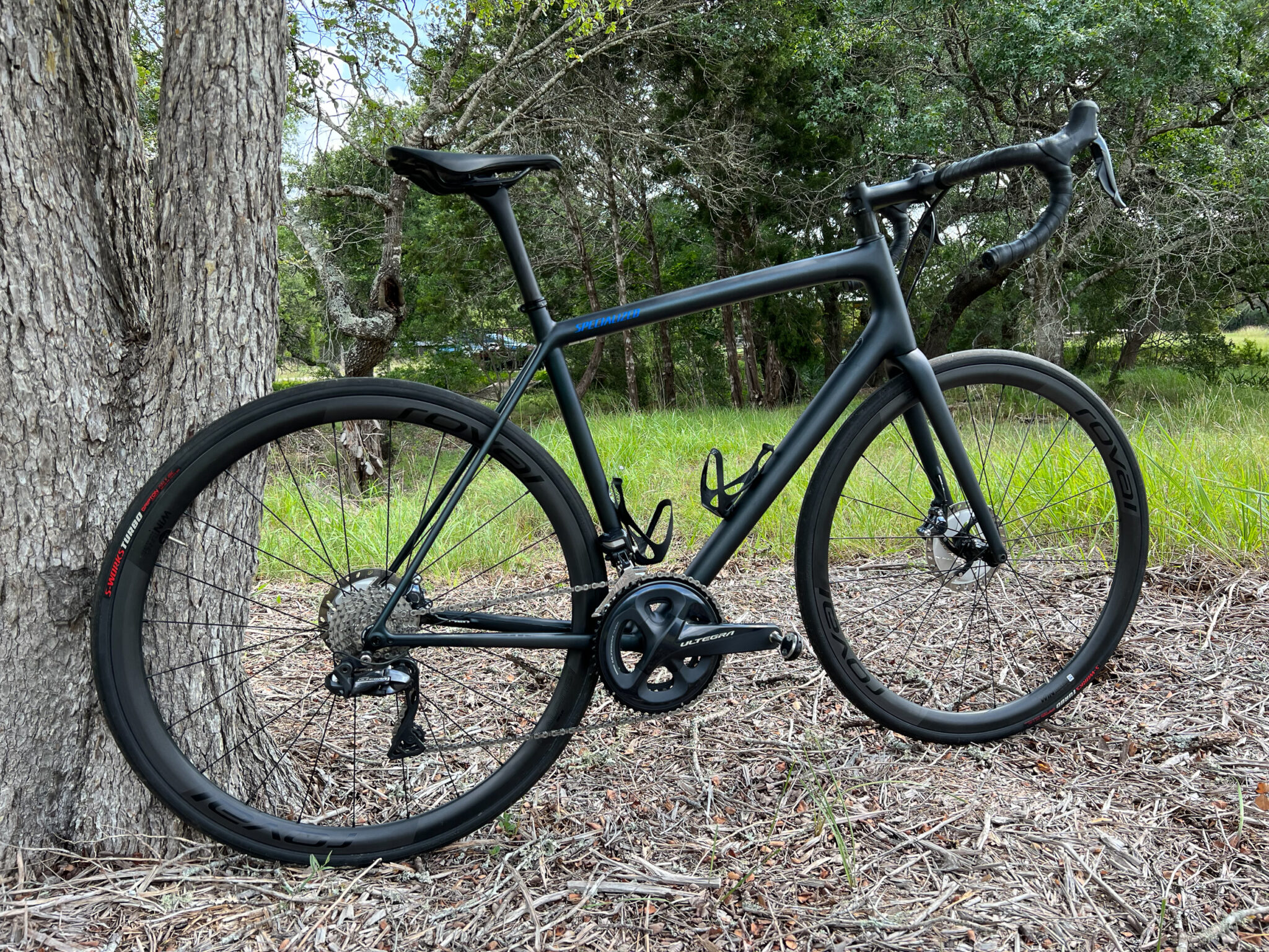 Mythical and Mesmerizing Road Feel: Specialized Aethos Pro Road Bike ...