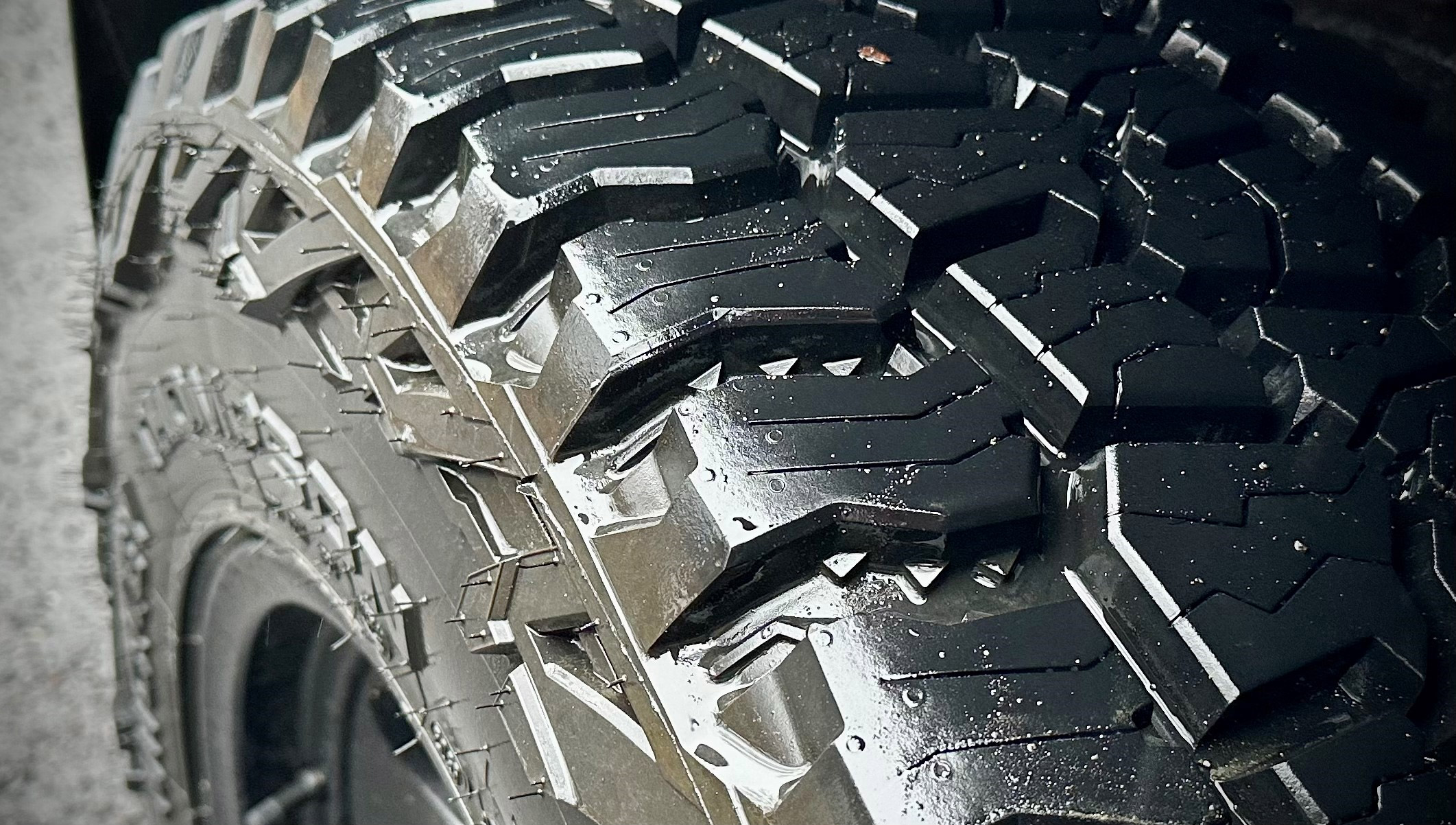 Mickey Thompson Baja Boss A/T Tires Review: Aggressive Looks, Quiet Ride