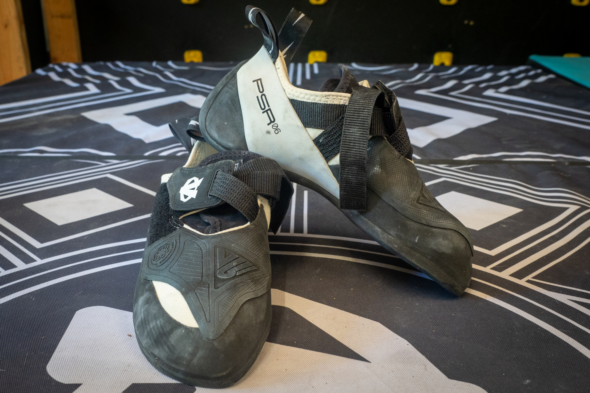 Evolv V6 Review: Finally, a Climbing Shoe for Most of Us